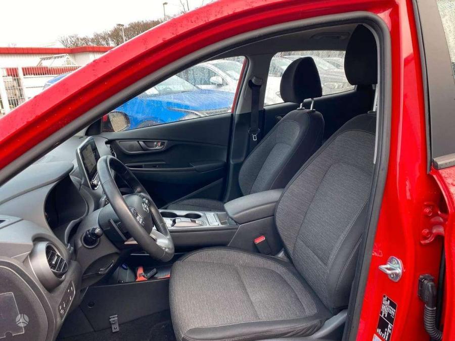 Red Hyundai Kona 2020 in Vilnius, with an engine capacity of 0.00 L and mileage of 161 thousand km for 14157 €, photo 10 on AUTOMOTO.COM.LV