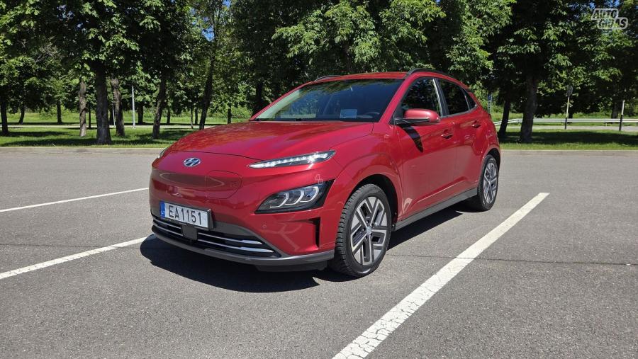 Sarkans Hyundai Kona 2020 Kauņa, ar dzinēja tilpumu 0.00 L un nobraukumu 148 tūkst. km par 17000 €, foto 1 vietnē AUTOMOTO.COM.LV