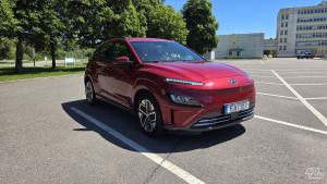 Sarkans Hyundai Kona 2020 Kauņa, ar dzinēja tilpumu 0.00 L un nobraukumu 148 tūkst. km par 17000 €, foto 4 vietnē AUTOMOTO.COM.LV
