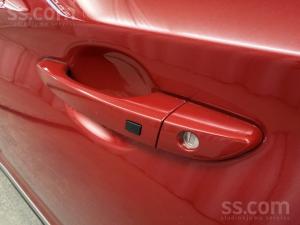 Red Hyundai Kona 2020 in Riga, with an engine capacity of 0.00 L and mileage of 125 thousand km for 16990 €, photo 17 on AUTOMOTO.COM.LV