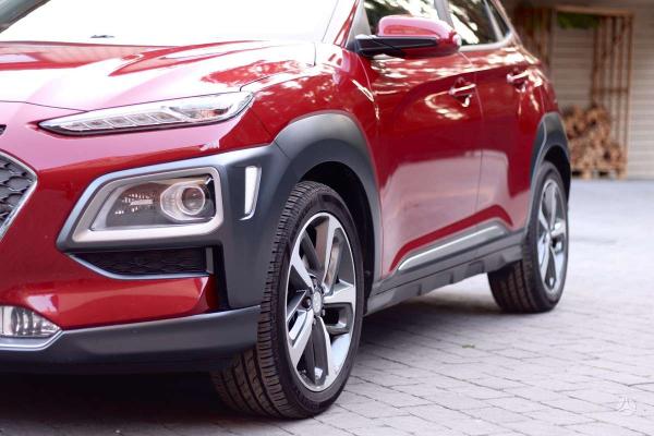 Sarkans Hyundai Kona 2020 Klaipėda, ar dzinēja tilpumu 1.59 L un nobraukumu 85 tūkst. km par 17000 €, foto 4 vietnē AUTOMOTO.COM.LV