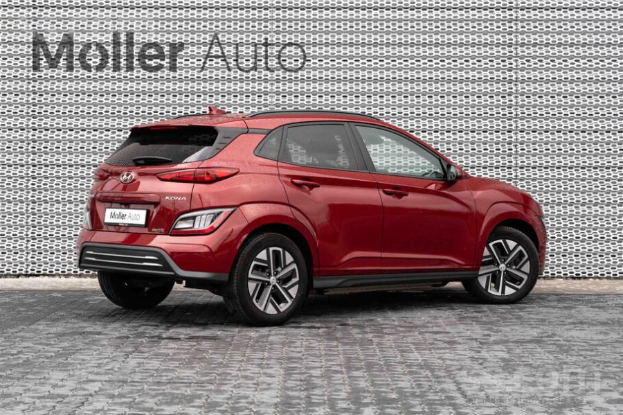 Red Hyundai Kona 2021 in Riga, with an engine capacity of 0.00 L and mileage of 35 thousand km for 25800 €, photo 4 on AUTOMOTO.COM.LV