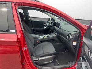 Sarkans Hyundai Kona 2021 Rīga, ar dzinēja tilpumu 0.00 L un nobraukumu 39 tūkst. km par 17490 €, foto 17 vietnē AUTOMOTO.COM.LV