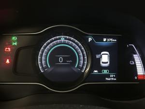 Sarkans Hyundai Kona 2021 Rīga, ar dzinēja tilpumu 0.00 L un nobraukumu 77 tūkst. km par 22990 €, foto 9 vietnē AUTOMOTO.COM.LV