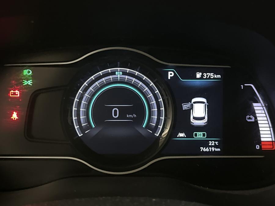 Sarkans Hyundai Kona 2021 Rīga, ar dzinēja tilpumu 0.00 L un nobraukumu 77 tūkst. km par 22990 €, foto 9 vietnē AUTOMOTO.COM.LV