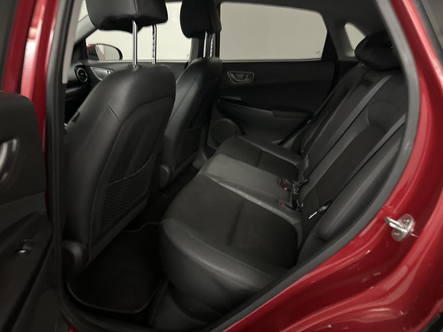 Sarkans Hyundai Kona 2021 Rīga, ar dzinēja tilpumu 0.00 L un nobraukumu 77 tūkst. km par 22990 €, foto 11 vietnē AUTOMOTO.COM.LV