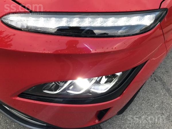 Sarkans Hyundai Kona 2021 Rīga, ar dzinēja tilpumu 0.00 L un nobraukumu 64 tūkst. km par 14900 €, foto 5 vietnē AUTOMOTO.COM.LV
