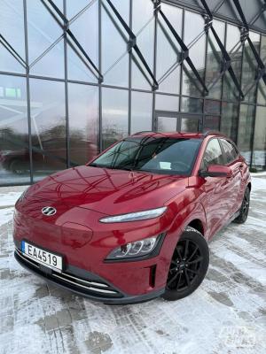Red Hyundai Kona 2022 in Vilnius, with an engine capacity of 0.00 L and mileage of 69 thousand km for 21000 €, photo  on AUTOMOTO.COM.LV