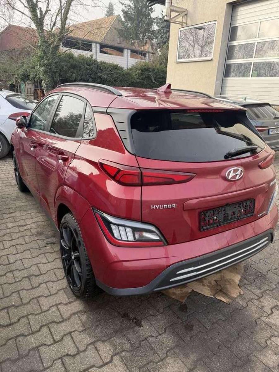 Sarkans Hyundai Kona 2022 Klaipėda, ar dzinēja tilpumu 0.00 L un nobraukumu 64 tūkst. km par 9950 €, foto 9 vietnē AUTOMOTO.COM.LV
