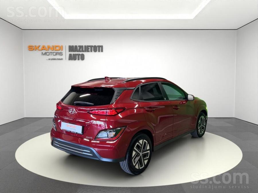 Sarkans Hyundai Kona 2022 Rīga, ar dzinēja tilpumu 1.00 L un nobraukumu 30 tūkst. km par 22490 €, foto 7 vietnē AUTOMOTO.COM.LV