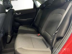 Sarkans Hyundai Kona 2022 Rīga, ar dzinēja tilpumu 1.00 L un nobraukumu 30 tūkst. km par 22490 €, foto 15 vietnē AUTOMOTO.COM.LV