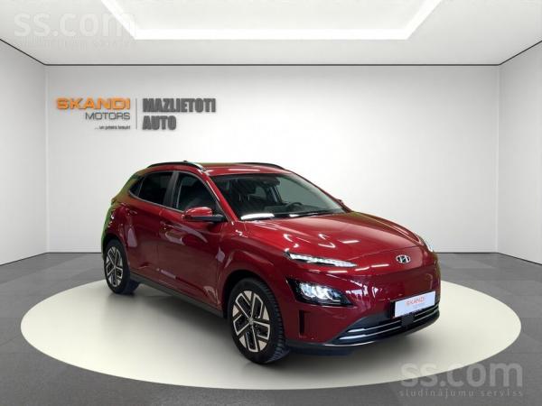 Red Hyundai Kona 2022 in Riga, with an engine capacity of 0.00 L and mileage of 24 thousand km for 21990 €, photo 9 on AUTOMOTO.COM.LV