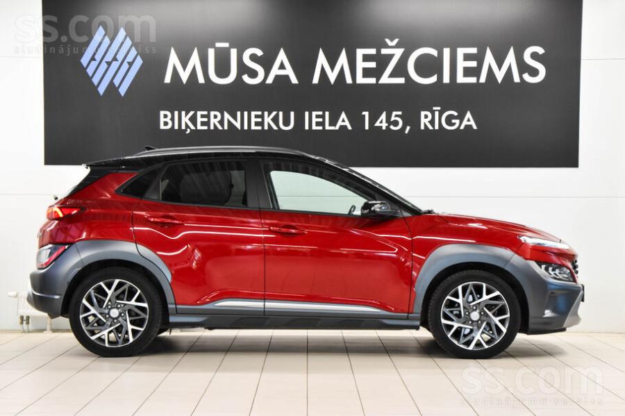 Red Hyundai Kona 2022 in Riga, with an engine capacity of 1.60 L and mileage of 37 thousand km for 20990 €, photo 5 on AUTOMOTO.COM.LV