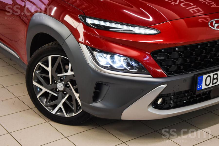 Red Hyundai Kona 2022 in Riga, with an engine capacity of 1.60 L and mileage of 37 thousand km for 20990 €, photo 10 on AUTOMOTO.COM.LV