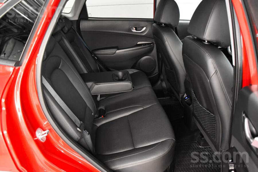 Red Hyundai Kona 2022 in Riga, with an engine capacity of 1.60 L and mileage of 37 thousand km for 20990 €, photo 19 on AUTOMOTO.COM.LV
