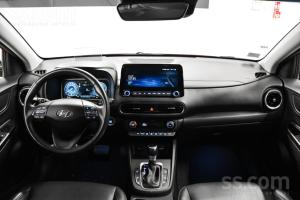 Red Hyundai Kona 2022 in Riga, with an engine capacity of 1.60 L and mileage of 37 thousand km for 20990 €, photo 21 on AUTOMOTO.COM.LV