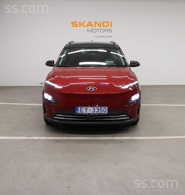 Red Hyundai Kona 2023 in Riga, with an engine capacity of 0.00 L and mileage of 62 thousand km for 23690 €, photo 2 on AUTOMOTO.COM.LV