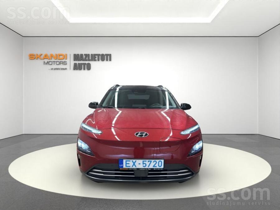 Sarkans Hyundai Kona 2023 Rīga, ar dzinēja tilpumu 0.00 L un nobraukumu 47 tūkst. km par 24290 €, foto 2 vietnē AUTOMOTO.COM.LV