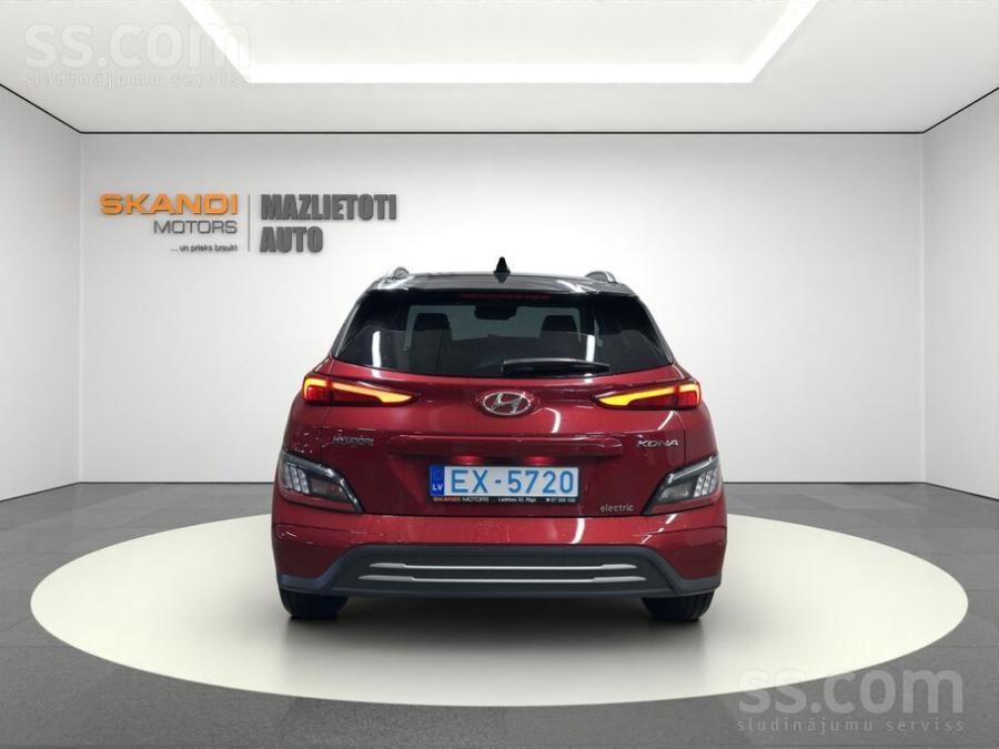 Sarkans Hyundai Kona 2023 Rīga, ar dzinēja tilpumu 0.00 L un nobraukumu 47 tūkst. km par 24290 €, foto 5 vietnē AUTOMOTO.COM.LV