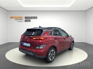 Sarkans Hyundai Kona 2023 Rīga, ar dzinēja tilpumu 0.00 L un nobraukumu 47 tūkst. km par 24290 €, foto 6 vietnē AUTOMOTO.COM.LV