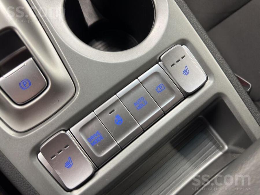 Sarkans Hyundai Kona 2023 Rīga, ar dzinēja tilpumu 0.00 L un nobraukumu 47 tūkst. km par 24290 €, foto 14 vietnē AUTOMOTO.COM.LV