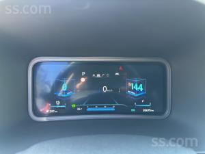 Sarkans Hyundai Kona 2023 Rīga, ar dzinēja tilpumu 0.00 L un nobraukumu 21 tūkst. km par 23990 €, foto 12 vietnē AUTOMOTO.COM.LV