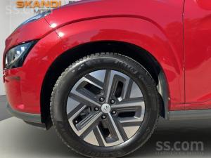 Sarkans Hyundai Kona 2023 Rīga, ar dzinēja tilpumu 0.00 L un nobraukumu 21 tūkst. km par 23990 €, foto 20 vietnē AUTOMOTO.COM.LV