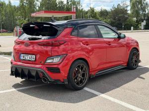 Sarkans Hyundai Kona 2024 Viļņa, ar dzinēja tilpumu 2.00 L un nobraukumu 22 tūkst. km par 30000 €, foto 6 vietnē AUTOMOTO.COM.LV