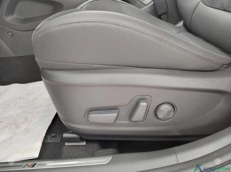 Sarkans Hyundai Kona 2024 Viļņa, ar dzinēja tilpumu 2.00 L un nobraukumu 22 tūkst. km par 30000 €, foto 20 vietnē AUTOMOTO.COM.LV