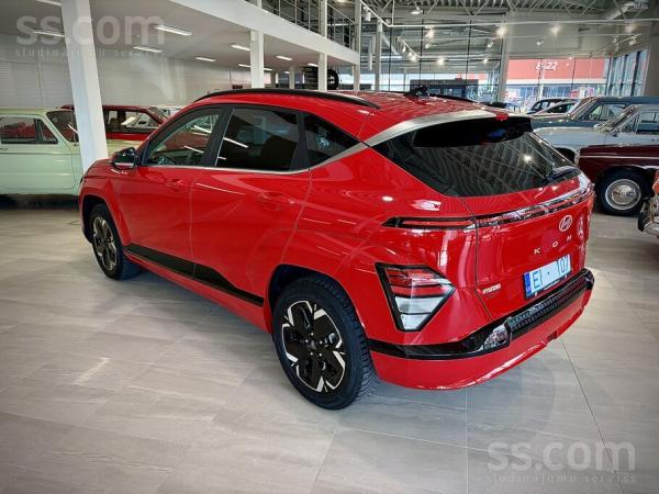 Sarkans Hyundai Kona 2024 Dobele, ar dzinēja tilpumu 1.60 L un nobraukumu 23 tūkst. km par 25950 €, foto 6 vietnē AUTOMOTO.COM.LV