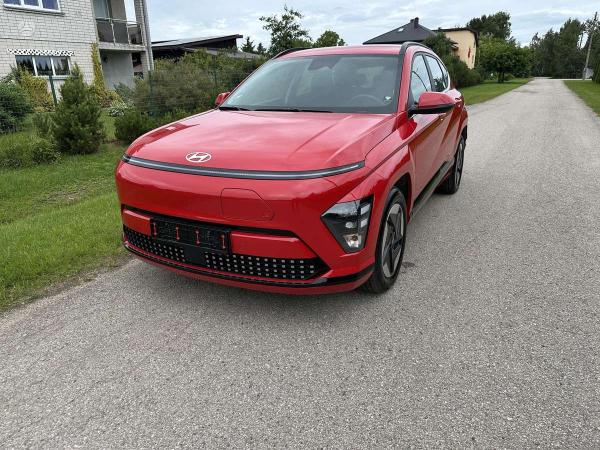 Red Hyundai Kona 2025 in Kaunas, with an engine capacity of 0.00 L and mileage of 750 thousand km for 31000 €, photo 1 on AUTOMOTO.COM.LV