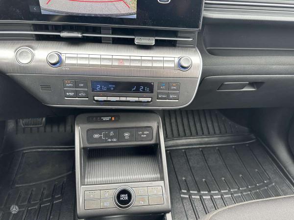 Red Hyundai Kona 2025 in Kaunas, with an engine capacity of 0.00 L and mileage of 750 thousand km for 31000 €, photo 8 on AUTOMOTO.COM.LV