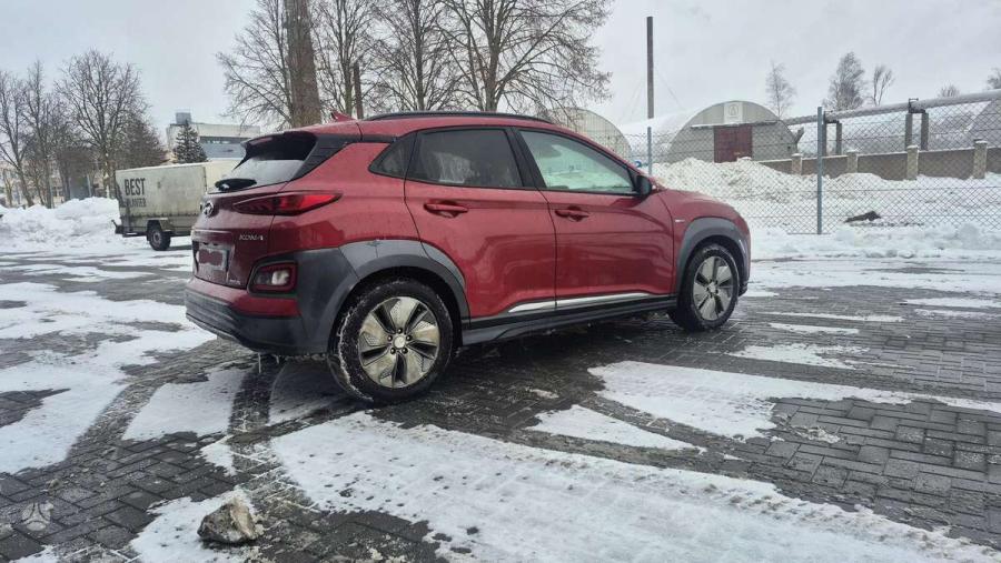 Sarkans Hyundai Kona 2020 Klaipėda, ar dzinēja tilpumu 0.00 L un nobraukumu 278 tūkst. km par 10950 €, foto 7 vietnē AUTOMOTO.COM.LV
