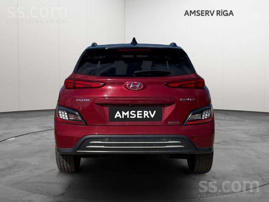 Sarkans Hyundai Kona 2023 Rīga, ar dzinēja tilpumu 1.00 L un nobraukumu 64 tūkst. km par 22500 €, foto 5 vietnē AUTOMOTO.COM.LV