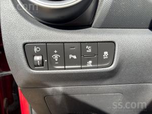 Sarkans Hyundai Kona 2023 Rīga, ar dzinēja tilpumu 1.00 L un nobraukumu 64 tūkst. km par 22500 €, foto 13 vietnē AUTOMOTO.COM.LV