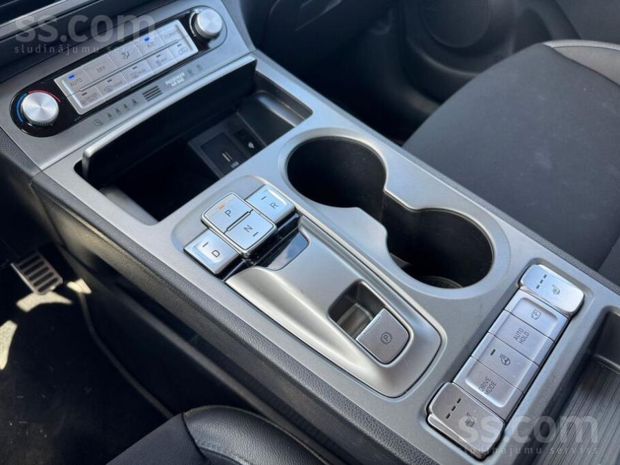 Sarkans Hyundai Kona 2023 Rīga, ar dzinēja tilpumu 1.00 L un nobraukumu 64 tūkst. km par 22500 €, foto 17 vietnē AUTOMOTO.COM.LV