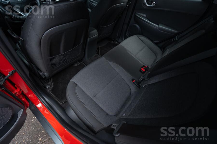 Balts Hyundai Kona 2022 Rīga, ar dzinēja tilpumu 0.00 L un nobraukumu 8 tūkst. km par 23900 €, foto 19 vietnē AUTOMOTO.COM.LV
