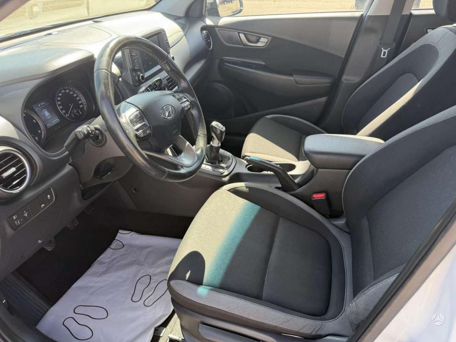 Balts Hyundai Kona 2018 Tauragė, ar dzinēja tilpumu 1.60 L un nobraukumu 157 tūkst. km par 8200 €, foto 11 vietnē AUTOMOTO.COM.LV