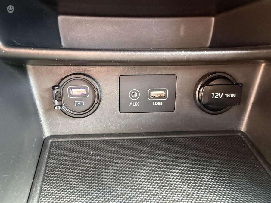 Balts Hyundai Kona 2018 Tauragė, ar dzinēja tilpumu 1.60 L un nobraukumu 157 tūkst. km par 8200 €, foto 15 vietnē AUTOMOTO.COM.LV