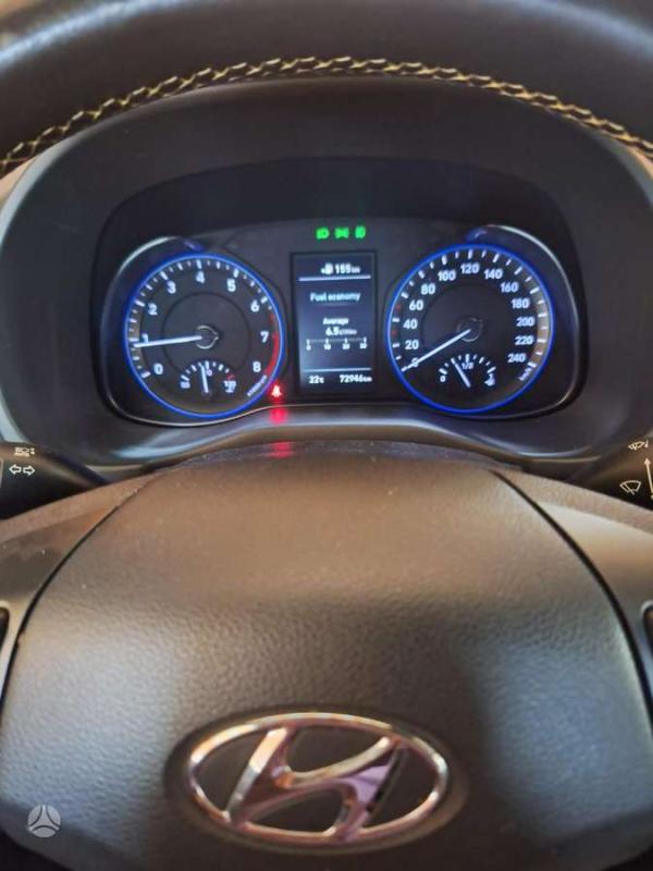 White Hyundai Kona 2018 in Sirvintos, with an engine capacity of 1.00 L and mileage of 73 thousand km for 11500 €, photo 7 on AUTOMOTO.COM.LV