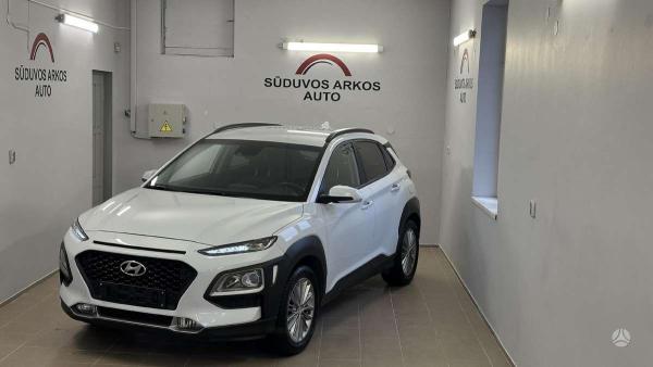 White Hyundai Kona 2020 in Marijampole, with an engine capacity of 1.60 L and mileage of 98 thousand km for 11850 €, photo 3 on AUTOMOTO.COM.LV