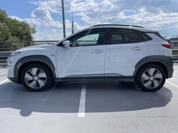 Белый Хендай Кона 2020 в Рига, объемом двигателя 0.00 л и пробегом 72 тыс. км за 17900 €, фото 6 на AUTOMOTO.COM.LV