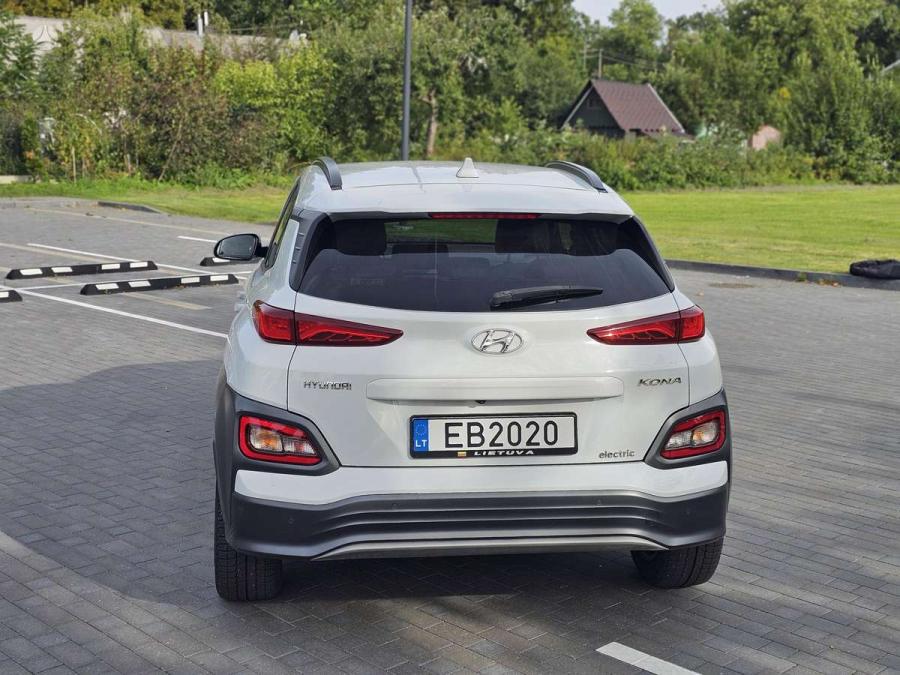 Balts Hyundai Kona 2020 Kauņa, ar dzinēja tilpumu 0.00 L un nobraukumu 68 tūkst. km par 15100 €, foto 7 vietnē AUTOMOTO.COM.LV