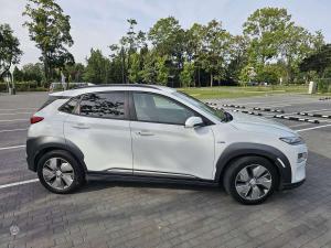 Balts Hyundai Kona 2020 Kauņa, ar dzinēja tilpumu 0.00 L un nobraukumu 68 tūkst. km par 15100 €, foto 18 vietnē AUTOMOTO.COM.LV