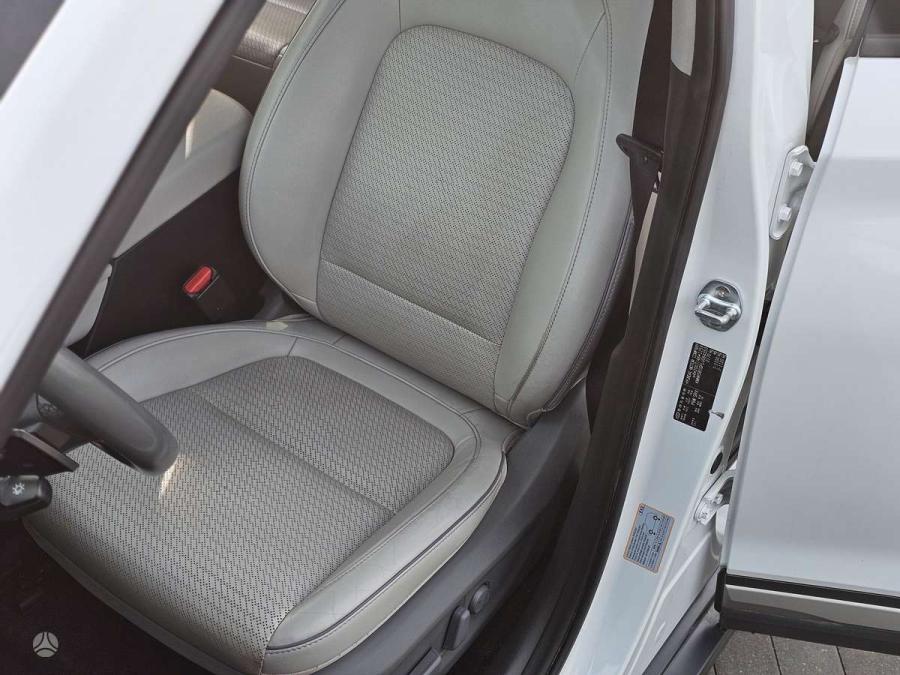 Balts Hyundai Kona 2020 Kauņa, ar dzinēja tilpumu 0.00 L un nobraukumu 68 tūkst. km par 15100 €, foto 25 vietnē AUTOMOTO.COM.LV