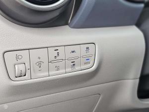 Balts Hyundai Kona 2020 Kauņa, ar dzinēja tilpumu 0.00 L un nobraukumu 68 tūkst. km par 15100 €, foto 39 vietnē AUTOMOTO.COM.LV