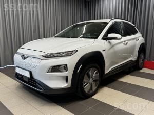 Balts Hyundai Kona 2020 Rīga, ar dzinēja tilpumu 0.00 L un nobraukumu 71 tūkst. km par 18990 €, foto  vietnē AUTOMOTO.COM.LV