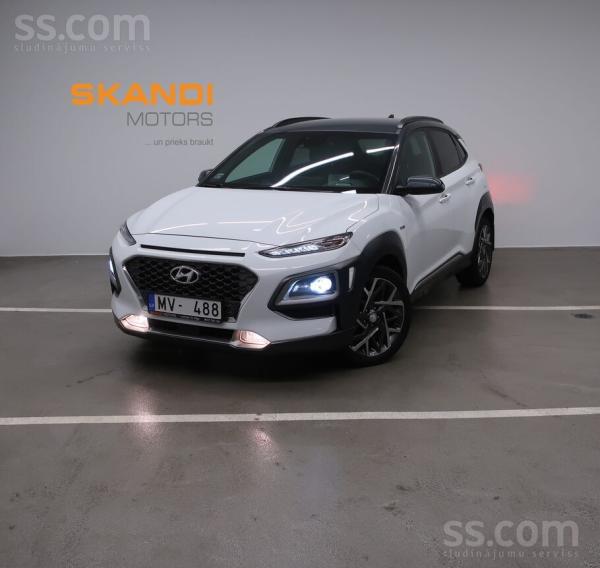 Balts Hyundai Kona 2021 Rīga, ar dzinēja tilpumu 1.60 L un nobraukumu 76 tūkst. km par 19490 €, foto 1 vietnē AUTOMOTO.COM.LV