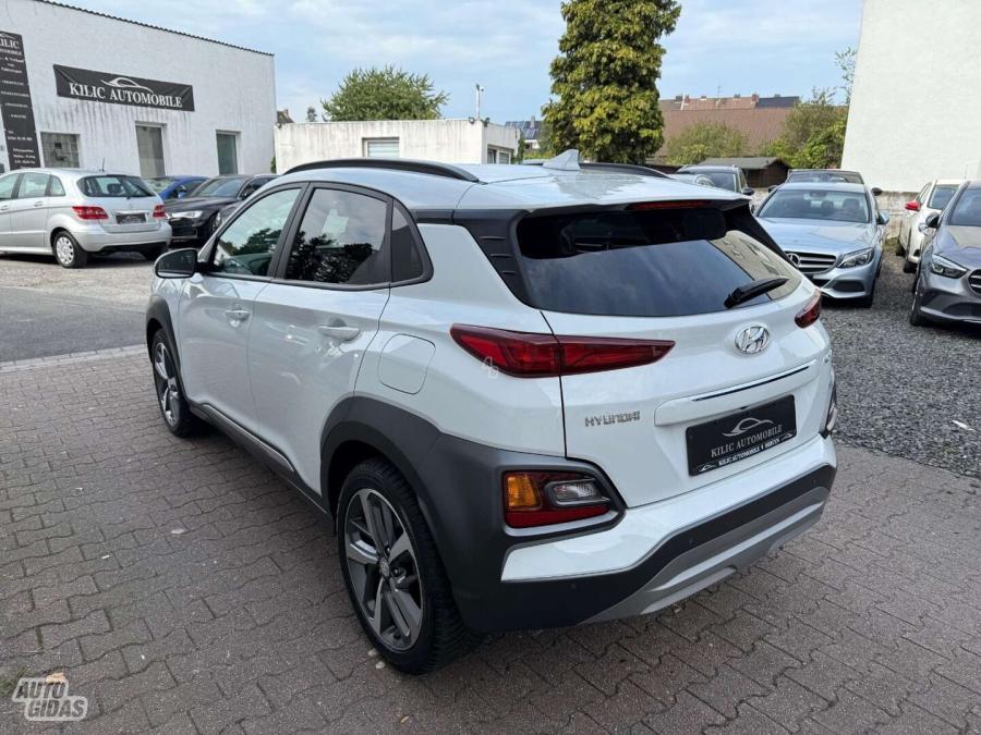 White Hyundai Kona 2021 in Kaunas, with an engine capacity of 1.60 L and mileage of 25 thousand km for 22191 €, photo 8 on AUTOMOTO.COM.LV