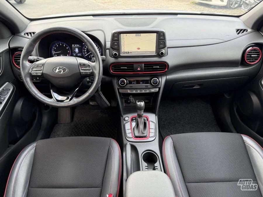 White Hyundai Kona 2021 in Kaunas, with an engine capacity of 1.60 L and mileage of 25 thousand km for 22191 €, photo 12 on AUTOMOTO.COM.LV